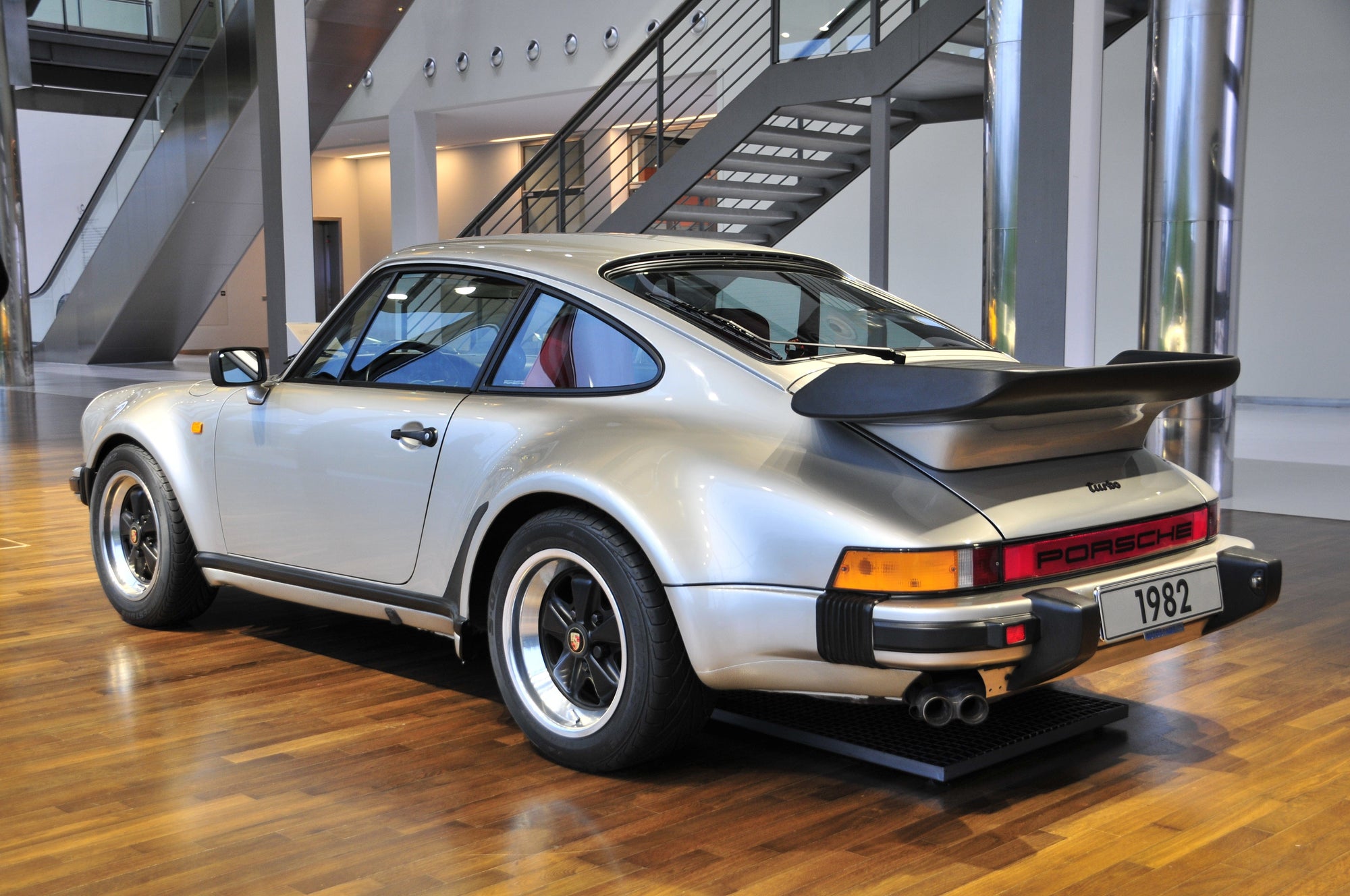 Porsche parts, Porsche spares, Porsche car parts for sale UK